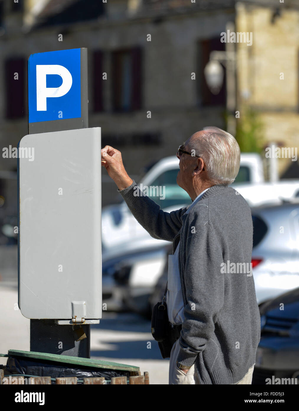 Car park ticket machines hi-res stock photography and images - Alamy
