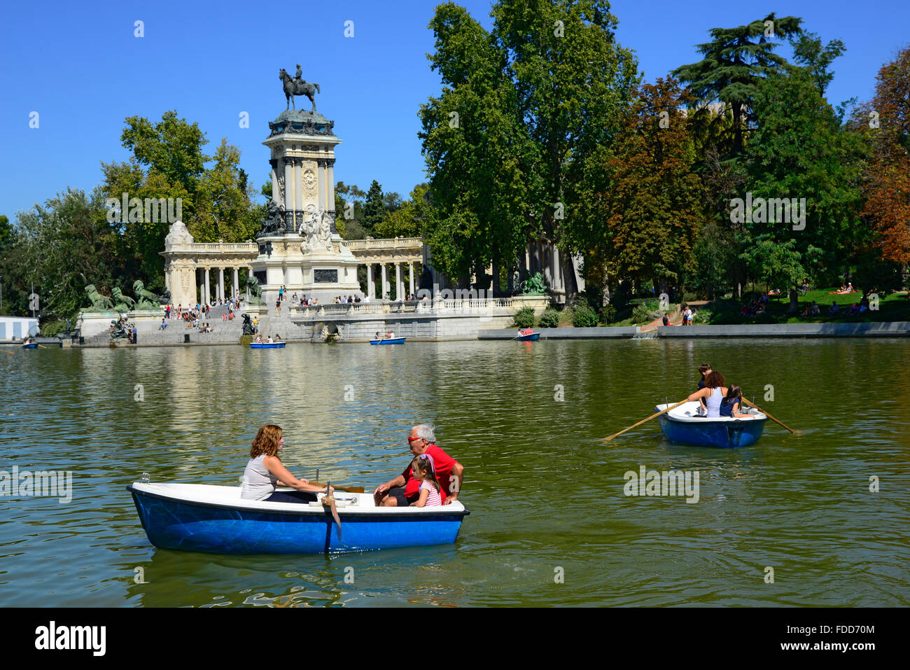 Rowboats Lake Retiro Park Madrid Spain Alfonso XII Stock Photo - Alamy