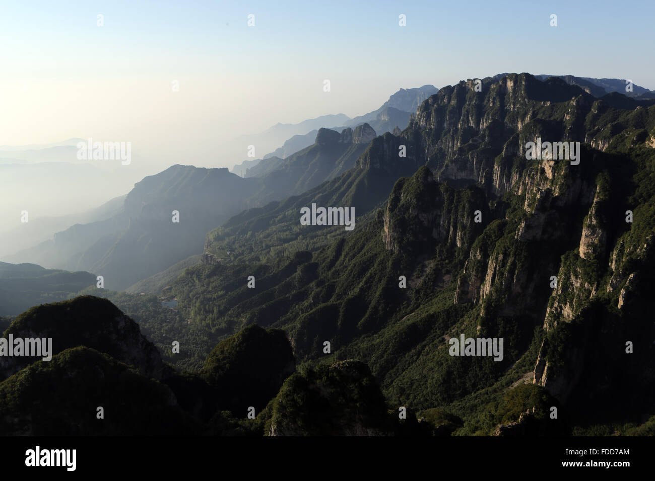 Wang mang hi-res stock photography and images - Alamy