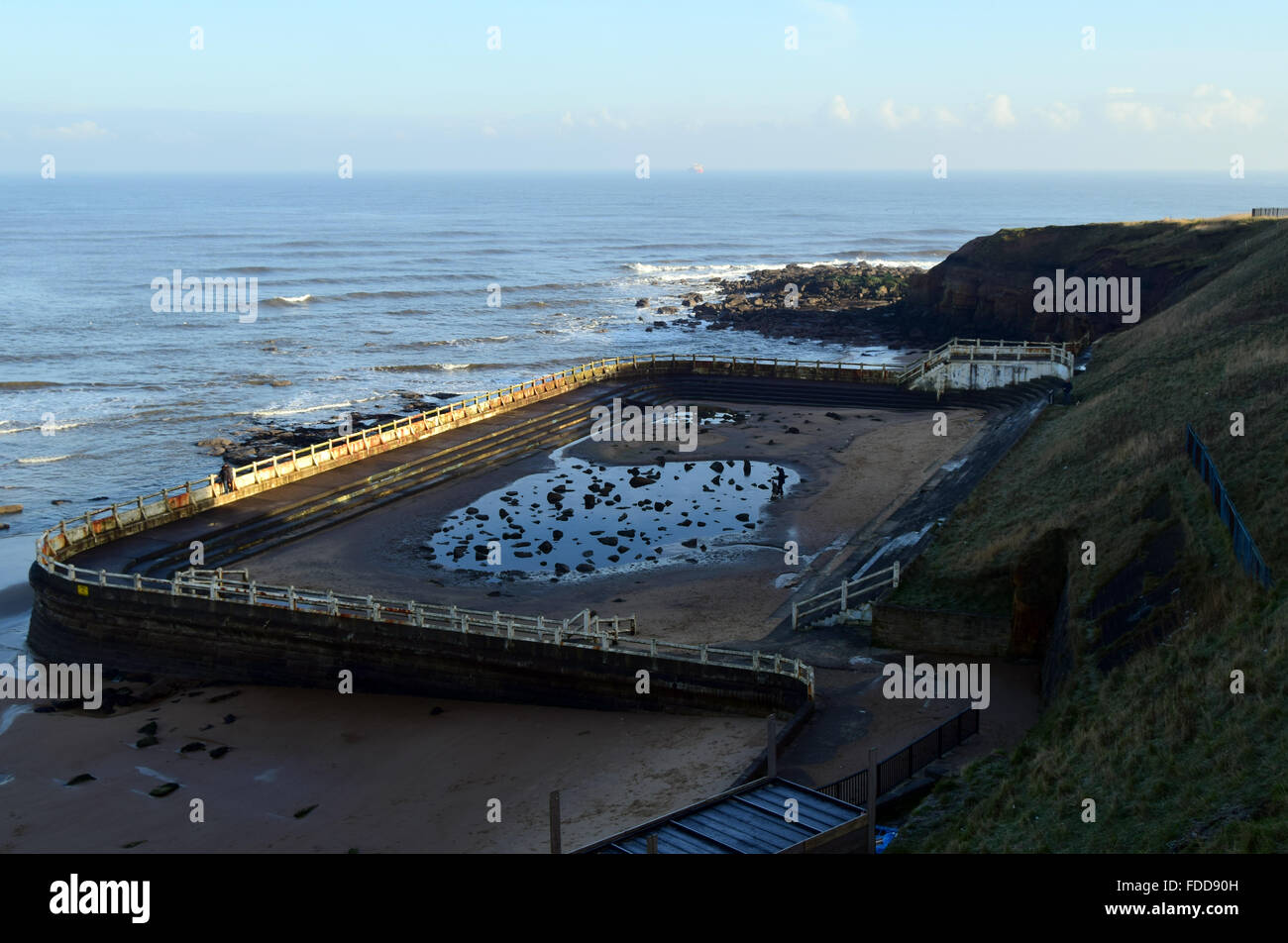 Longsands beach tynemouth hi-res stock photography and images - Alamy