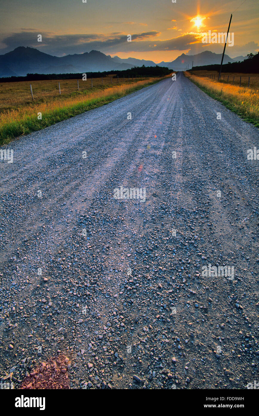 Country road in Southern Alberta, Canada Stock Photo - Alamy