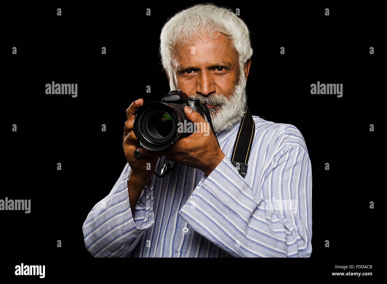 1 indian Senior Adult Cameraman Clicking Picture Stock Photo - Alamy