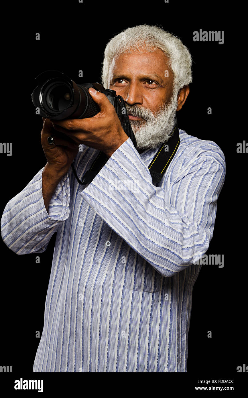 Man clicking camera indian hi-res stock photography and images - Alamy