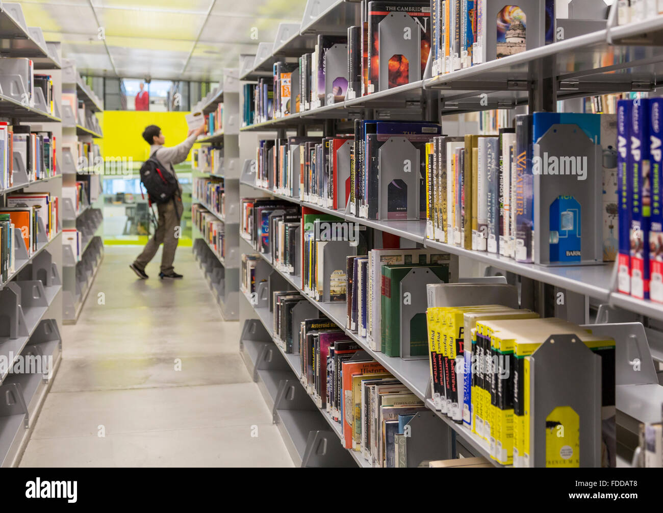 Library books hi-res stock photography and images - Alamy