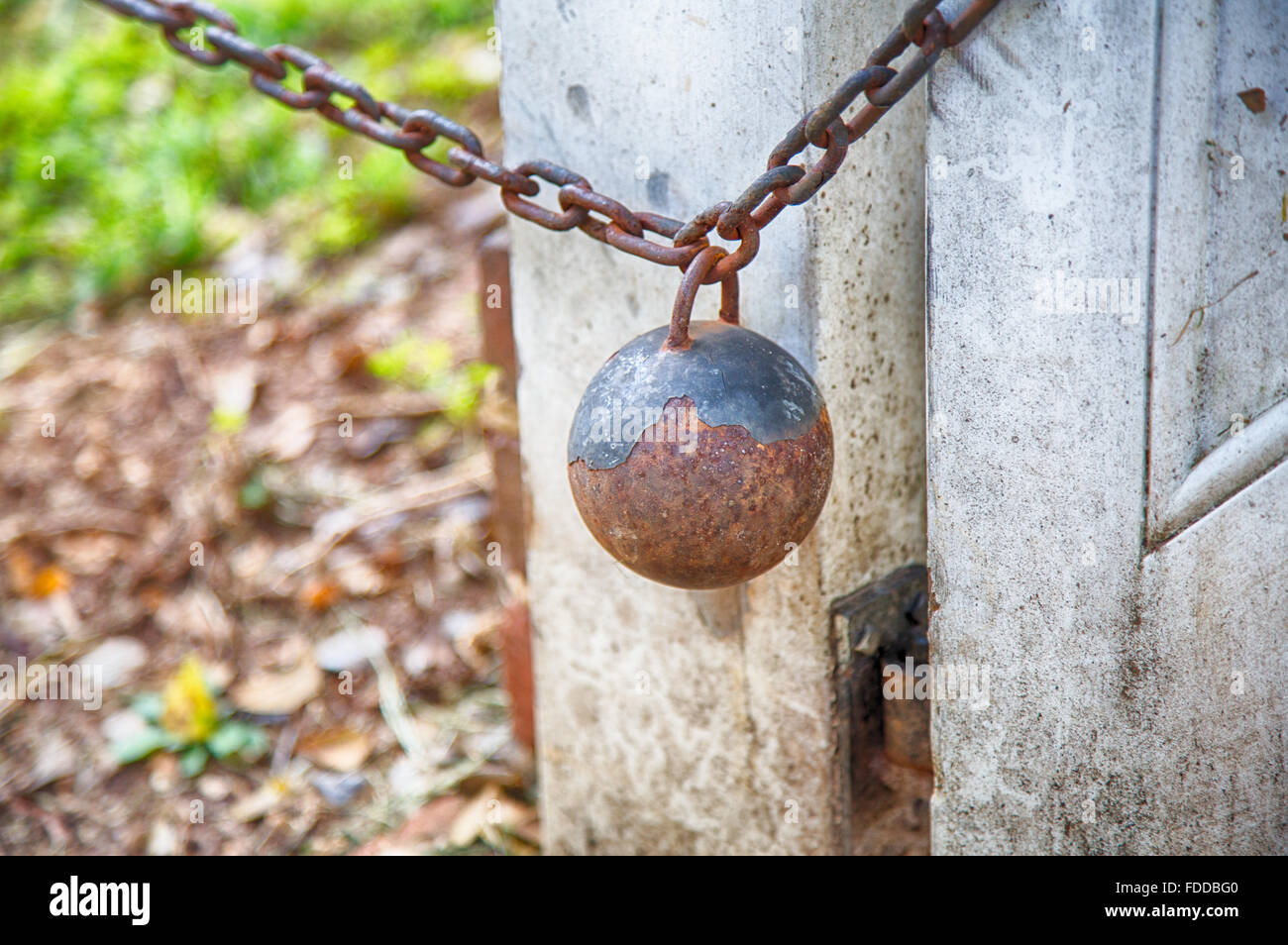 A ball and chain gate at the University of Viginia campus Stock Photo ...