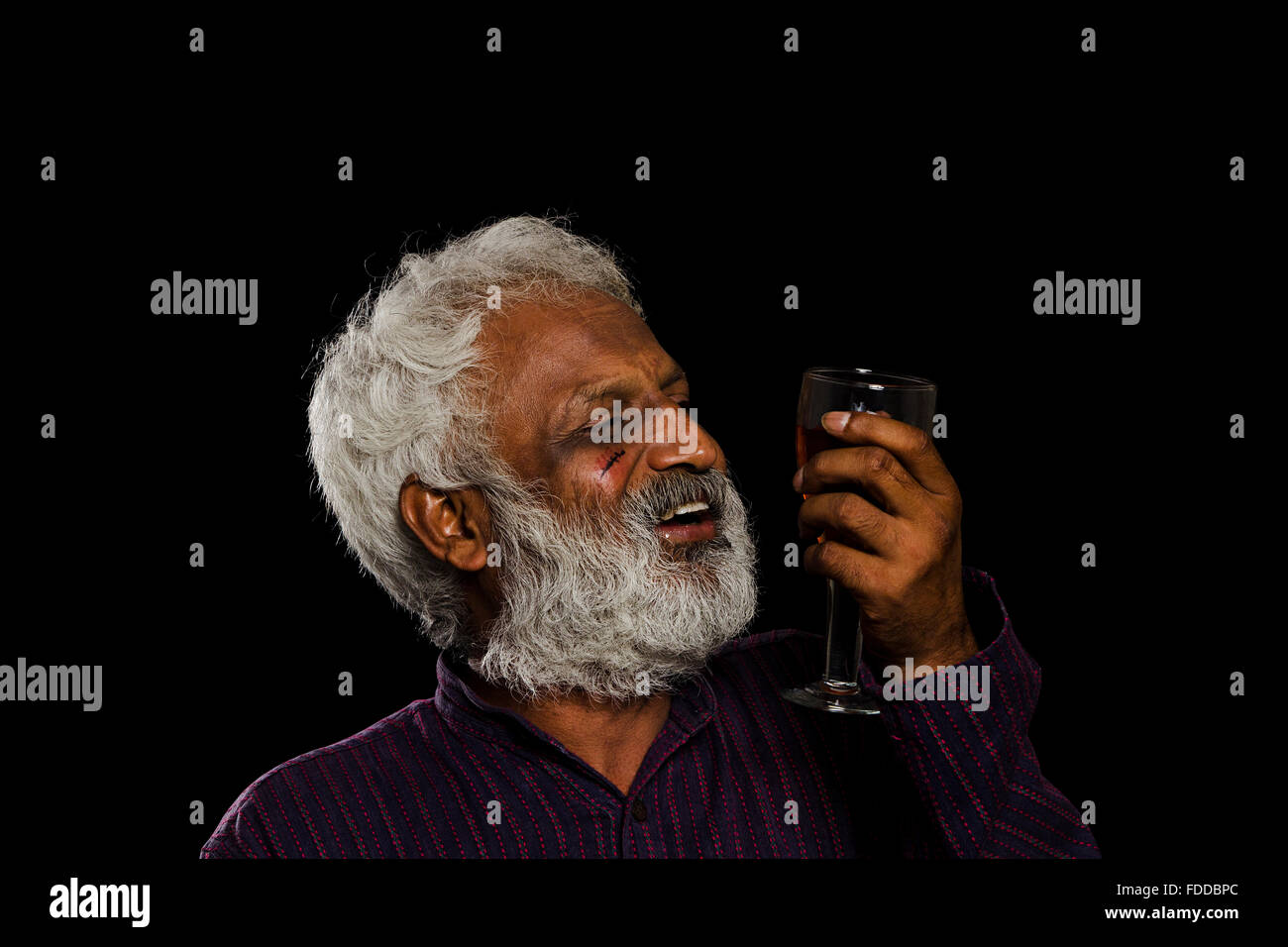 Black men drinking alcohol hi-res stock photography and images - Alamy