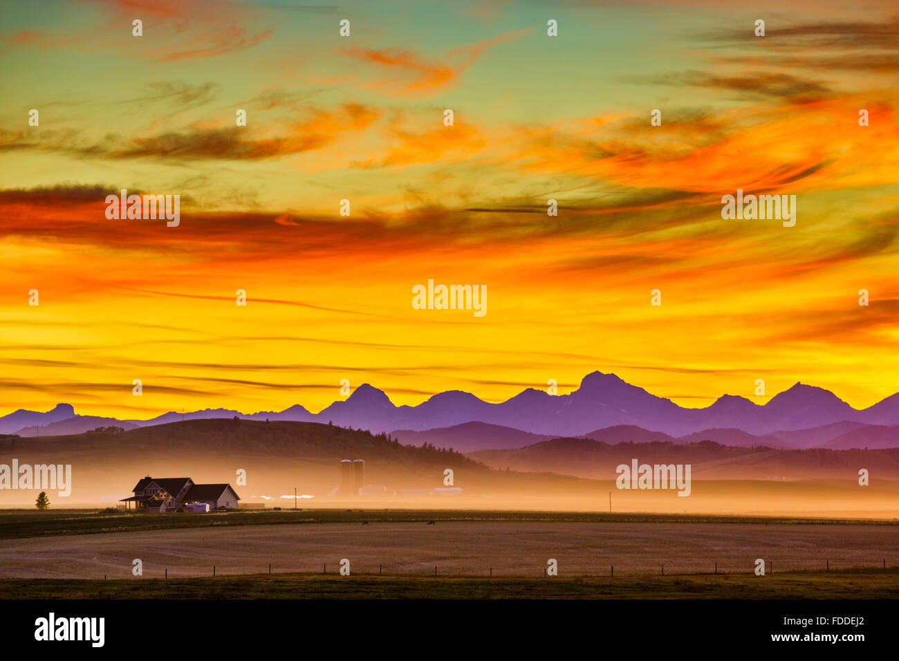 farm house and sunset in Alberta Foothills country Stock Photo - Alamy