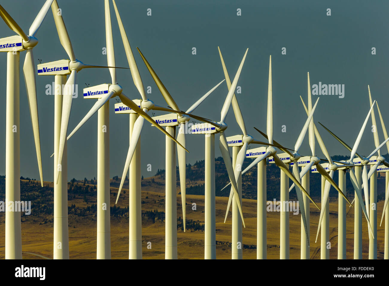 Windmill in southern alberta hi-res stock photography and images - Alamy