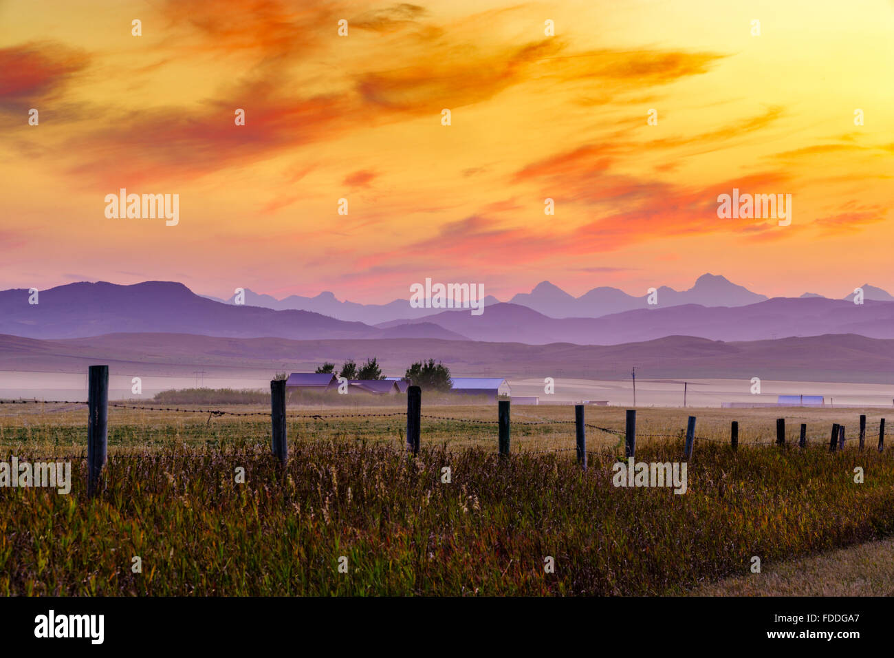 farm house and sunset in Alberta Foothills country Stock Photo - Alamy