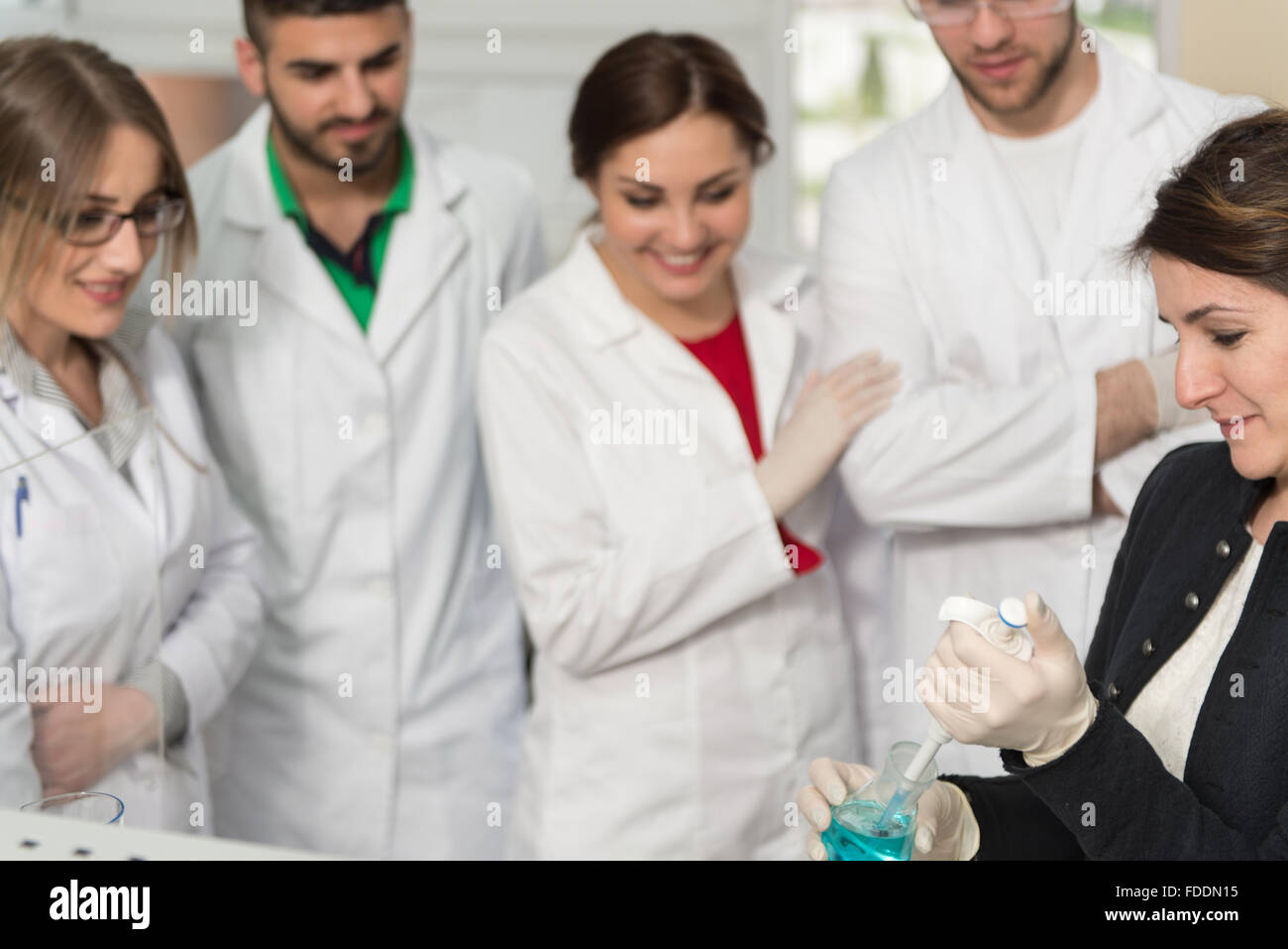 Student students lab coat hi-res stock photography and images - Alamy