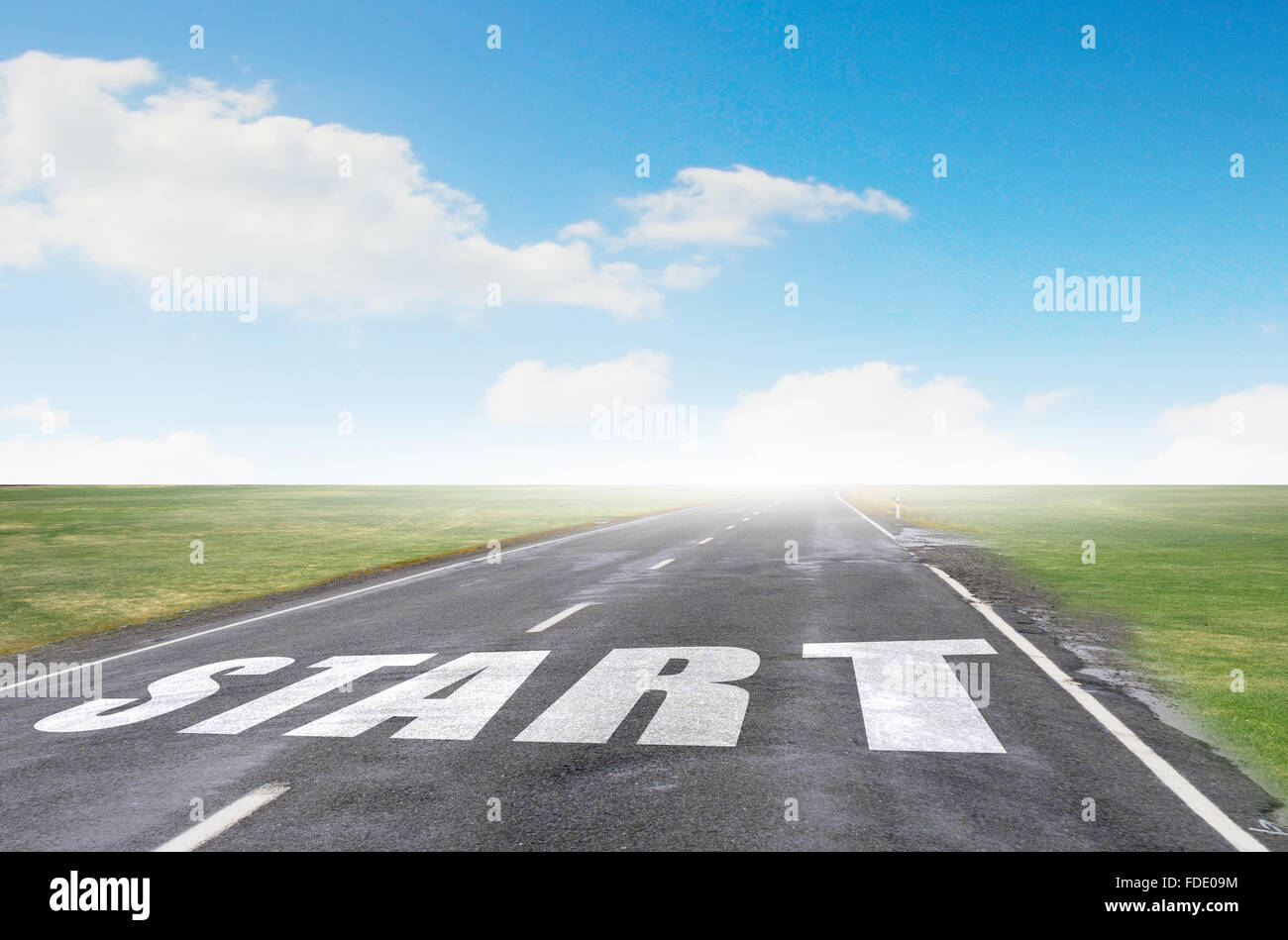 Conceptual image with word start on asphalt road Stock Photo - Alamy