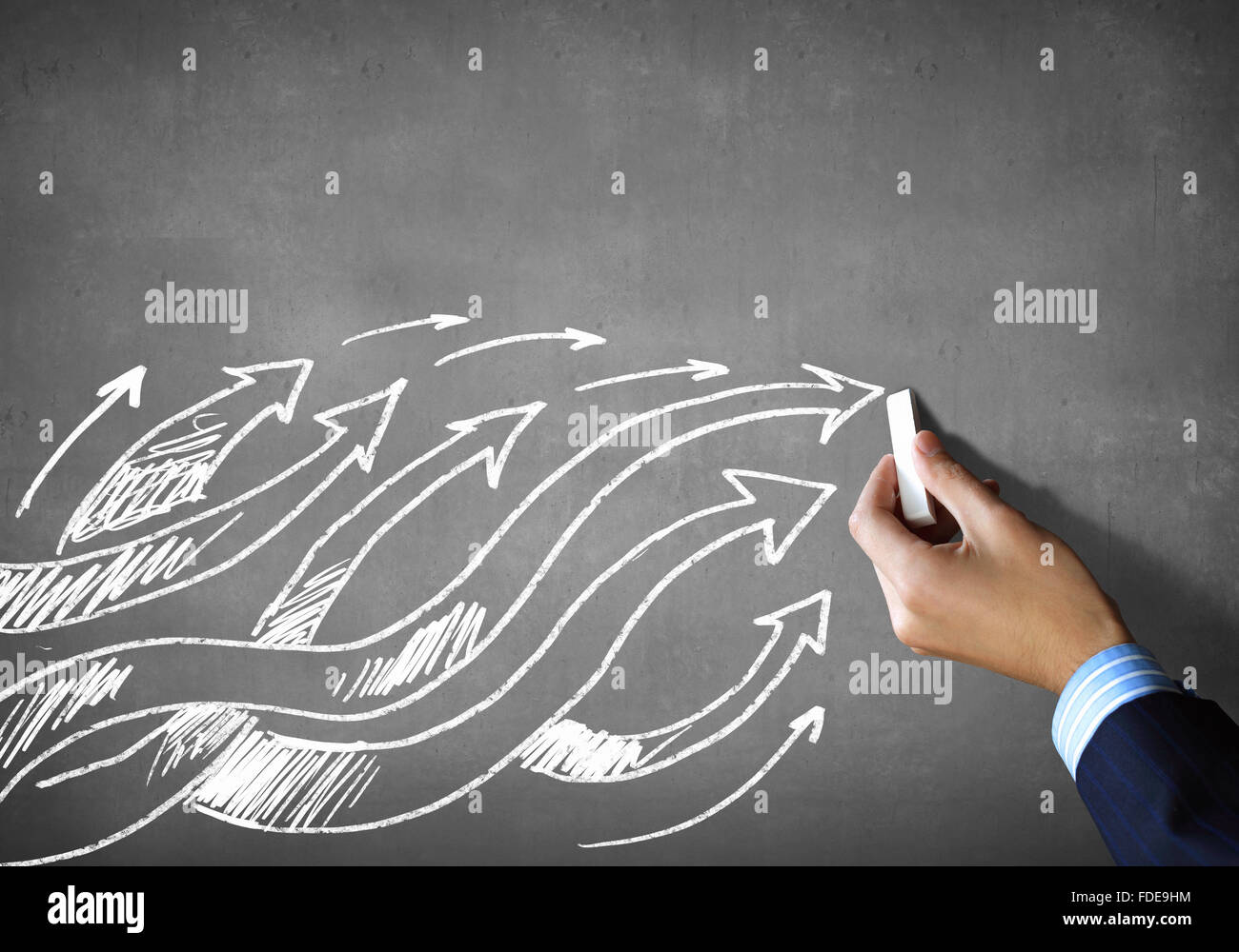 Man board white arrows hi-res stock photography and images - Alamy