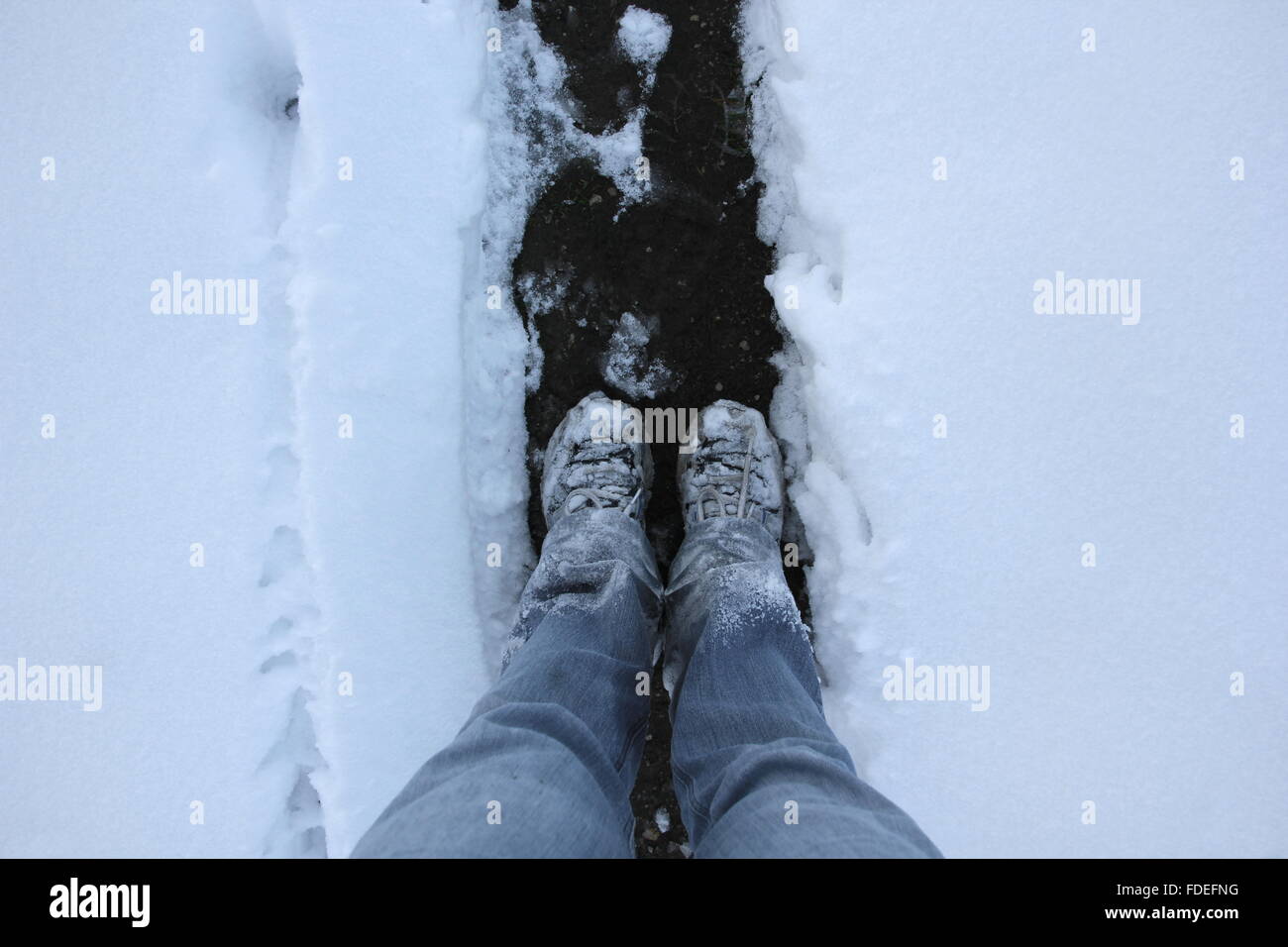 Feet and snow hi-res stock photography and images - Alamy