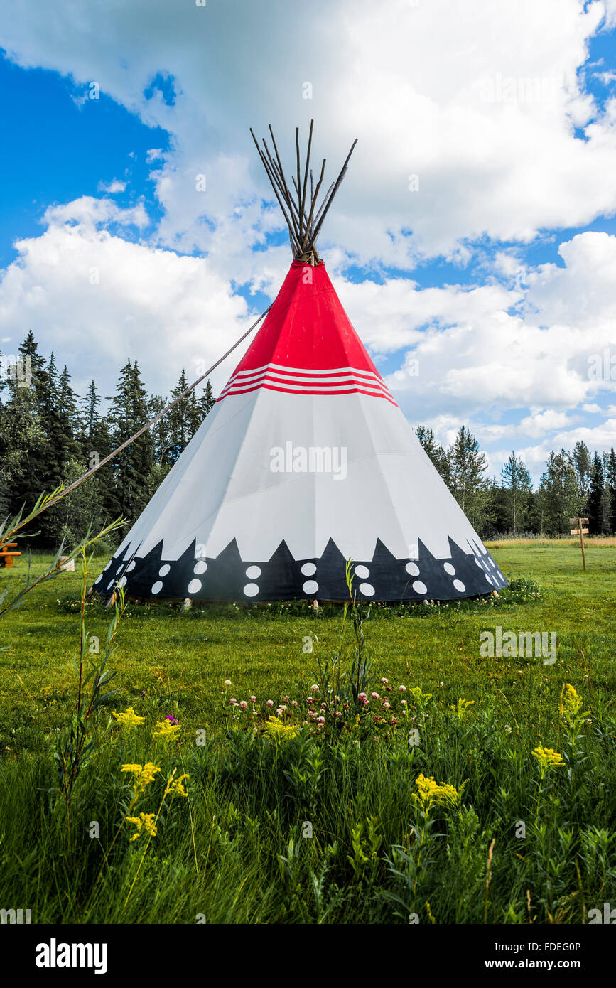 Tipi house hi-res stock photography and images - Alamy
