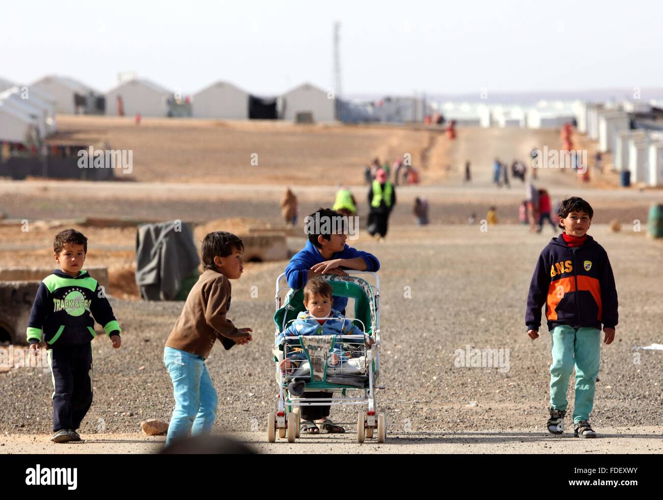 Azraq refugee camp hi-res stock photography and images - Alamy