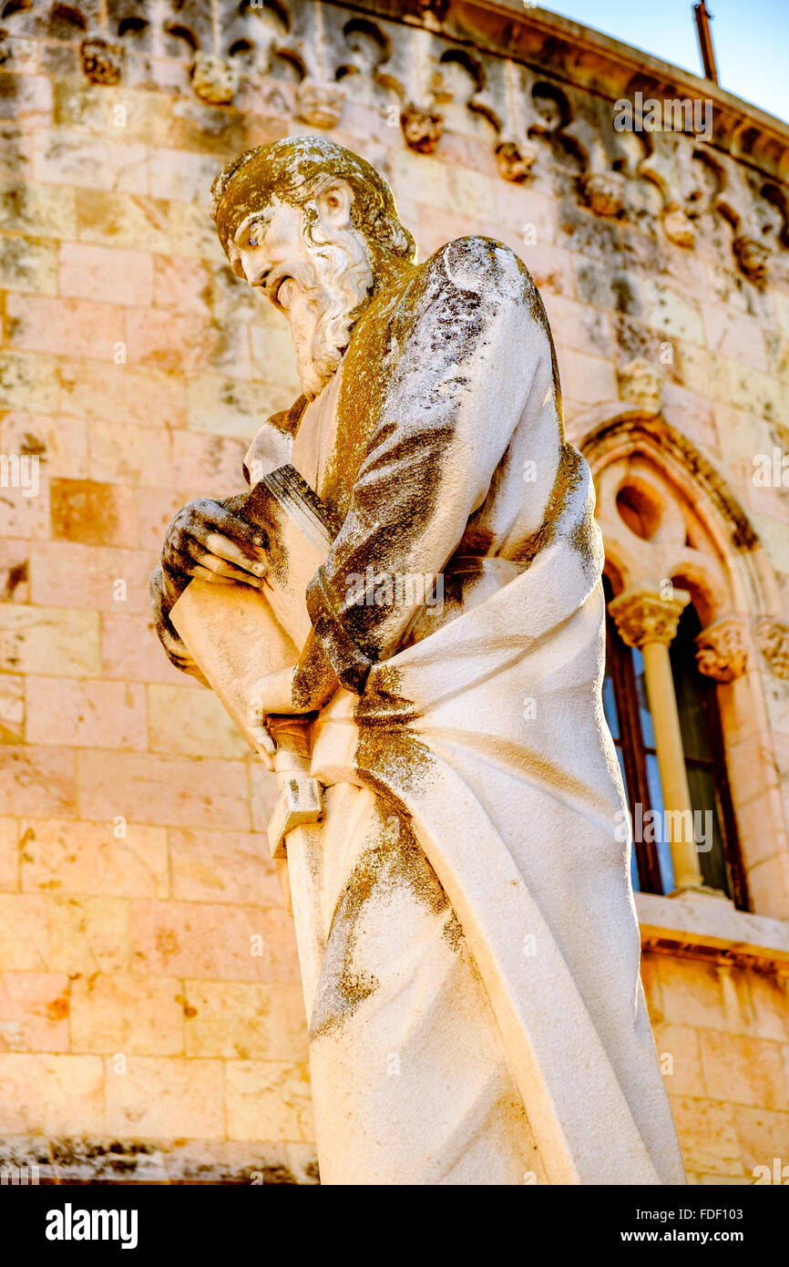 Bronze staute hi-res stock photography and images - Alamy