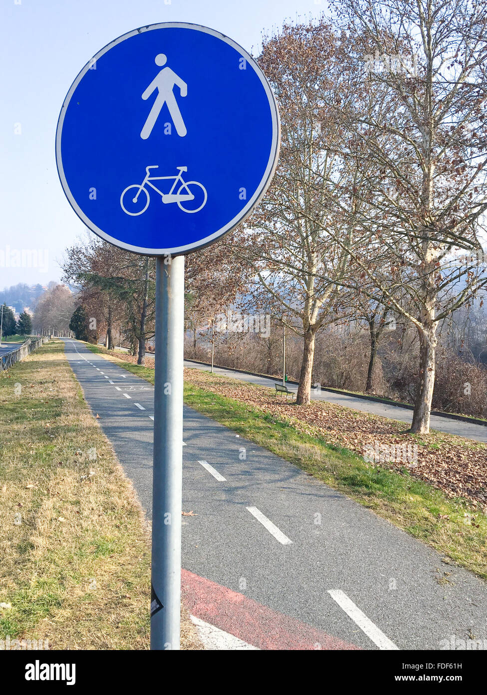 Lane indication hi-res stock photography and images - Alamy