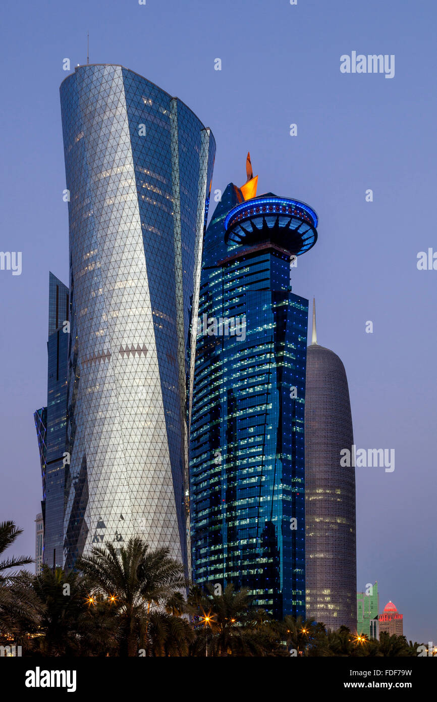 Qatar skyline hi-res stock photography and images - Alamy