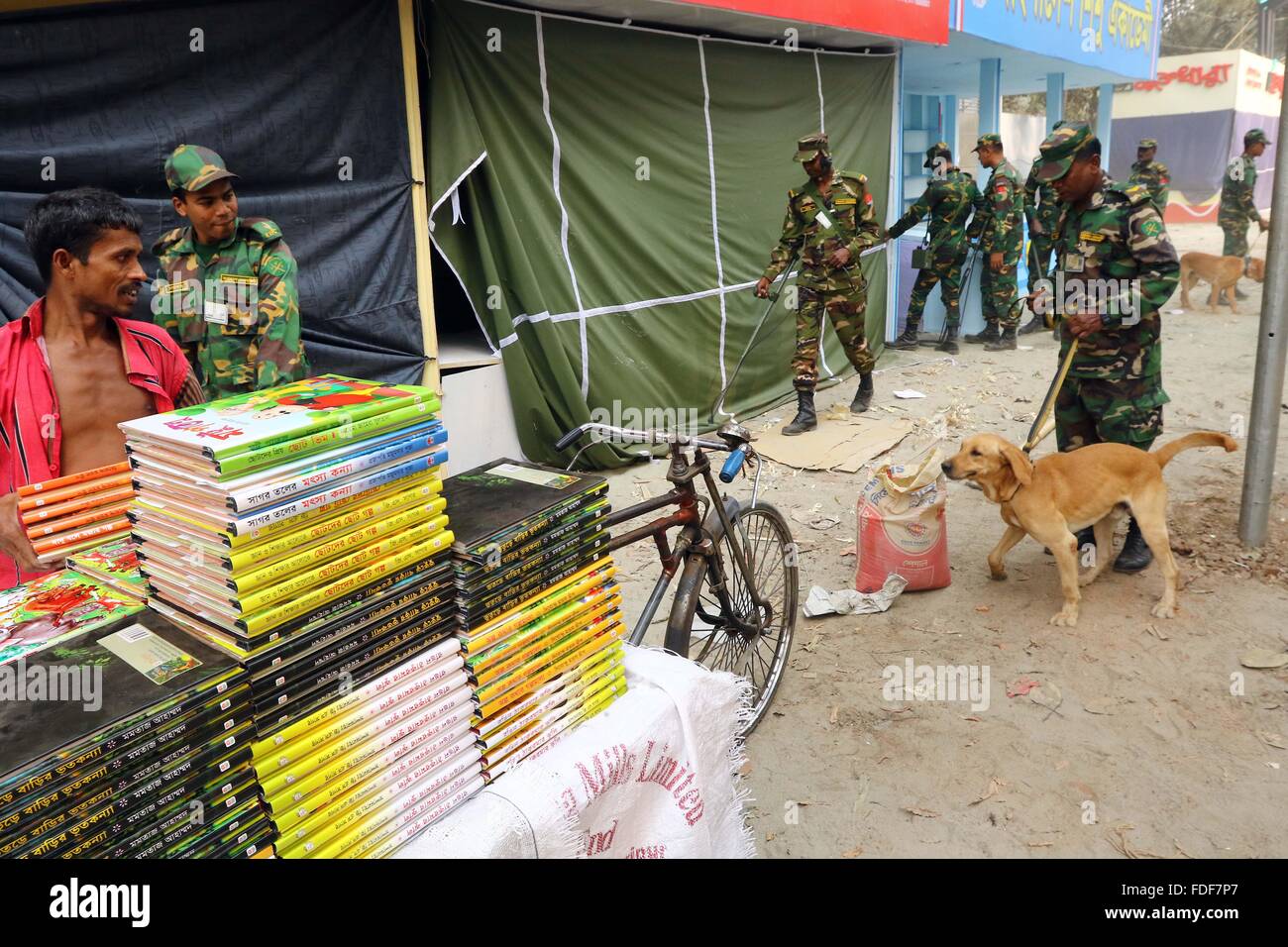 Bangladesh dogs hi-res stock photography and images - Alamy