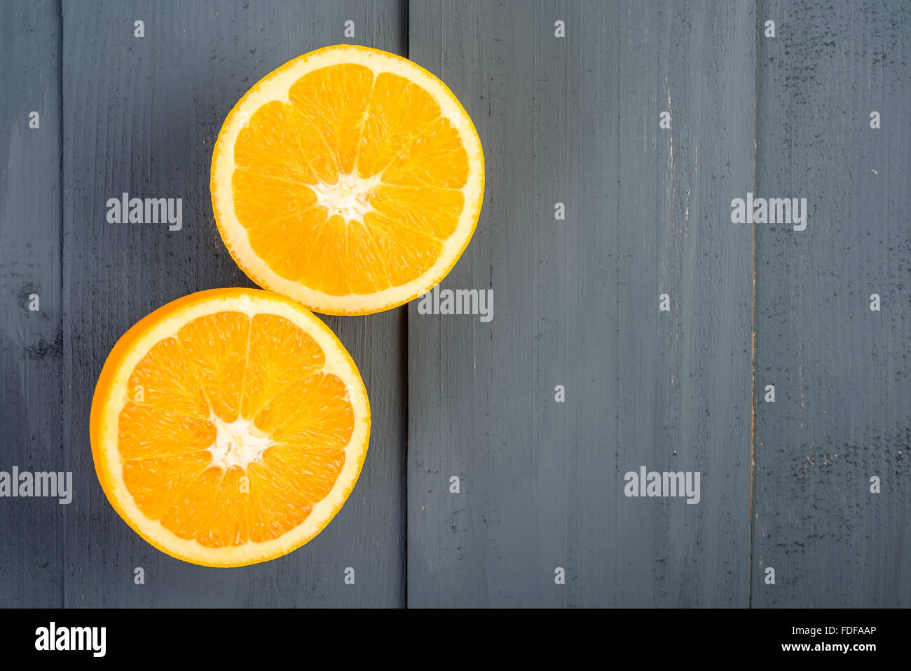 Fresh Oranges On Wood Table Stock Photo - Alamy