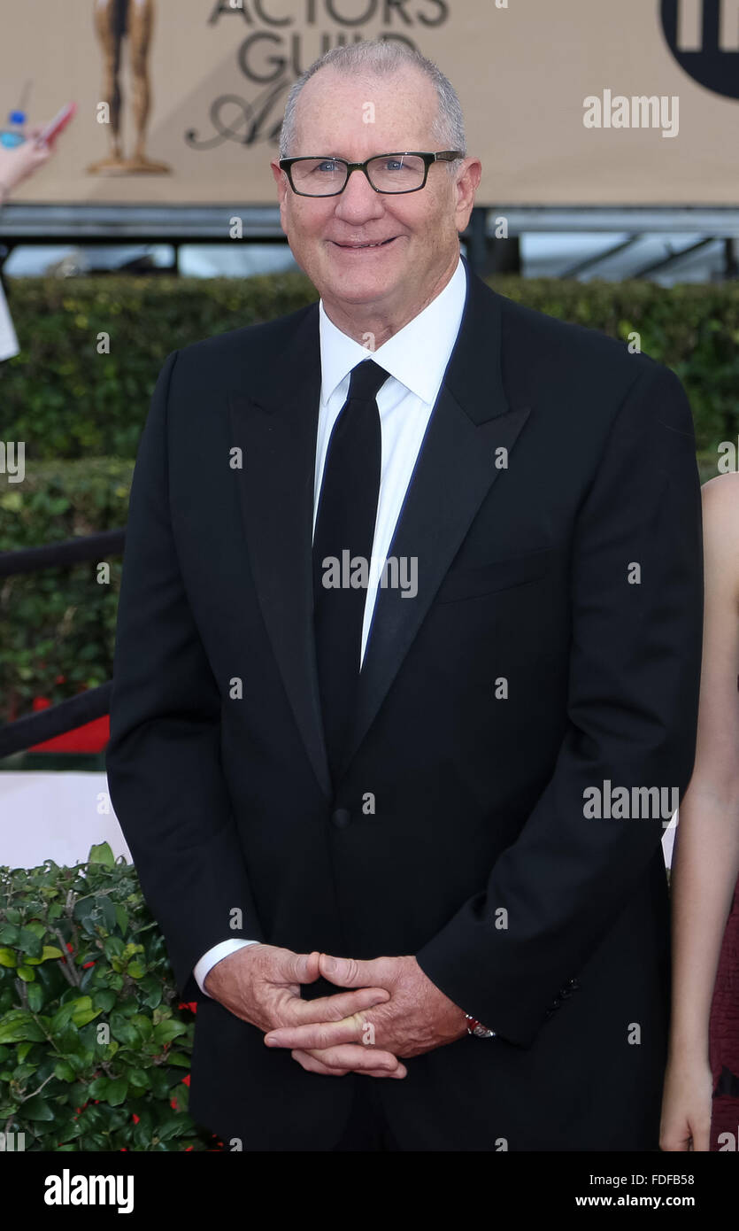 Actor Ed O'Neill (l) and Sophia O'Neill attend the 22nd Annual Screen ...