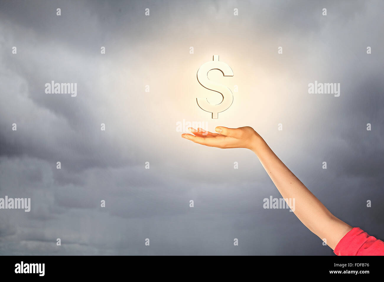 Hand dollar sign hi-res stock photography and images - Alamy
