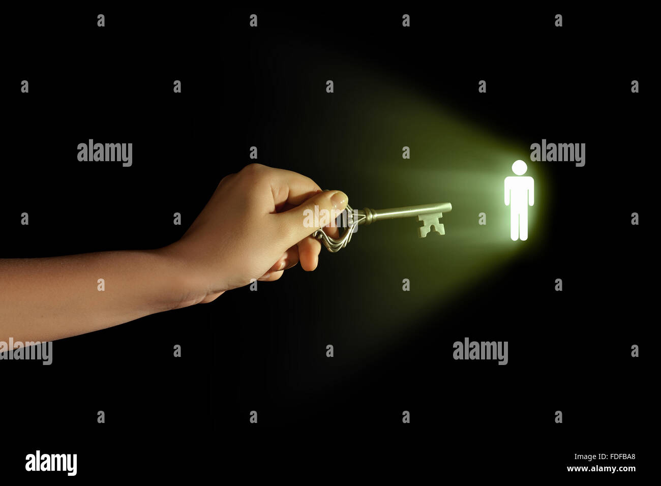 Close-up of human hand holding key. Idea concept Stock Photo - Alamy