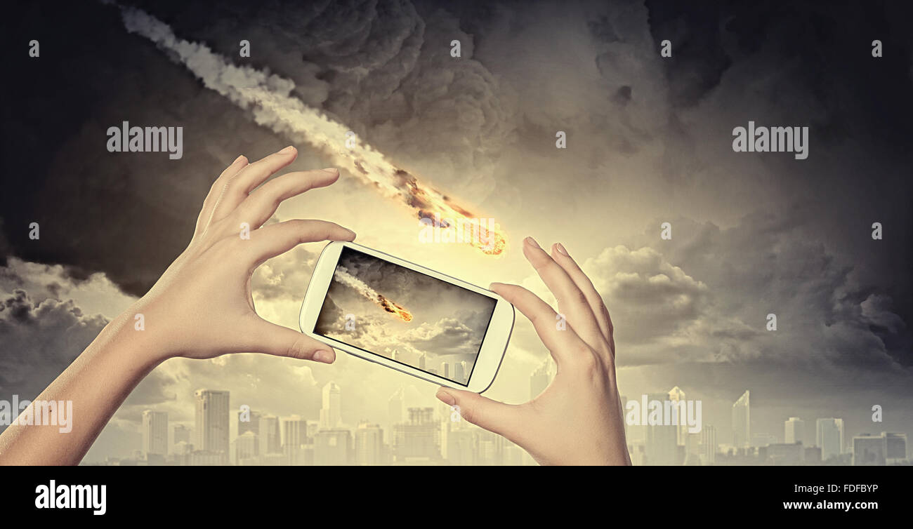 Exploding meteorite hi-res stock photography and images - Alamy