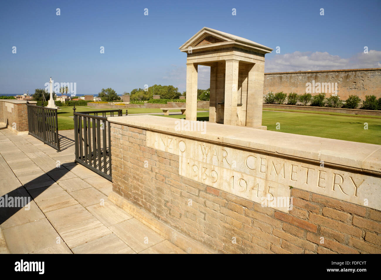 Anzio gate hi-res stock photography and images - Alamy