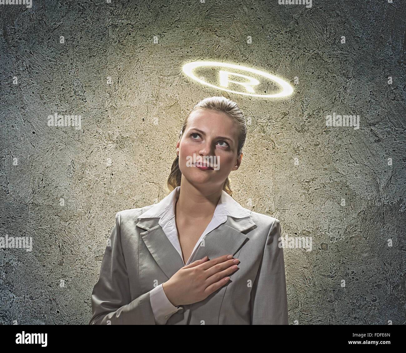 Mark above head hi-res stock photography and images - Alamy