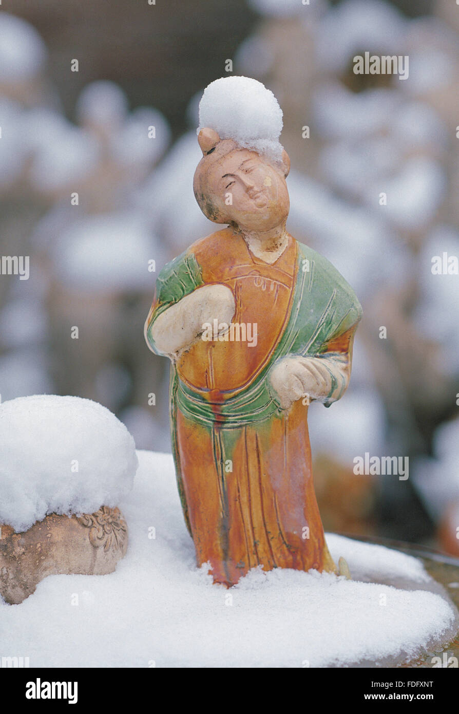 Tri-coloured glazed pottery of the Tang Dynasty Series Huang ye Tang ...