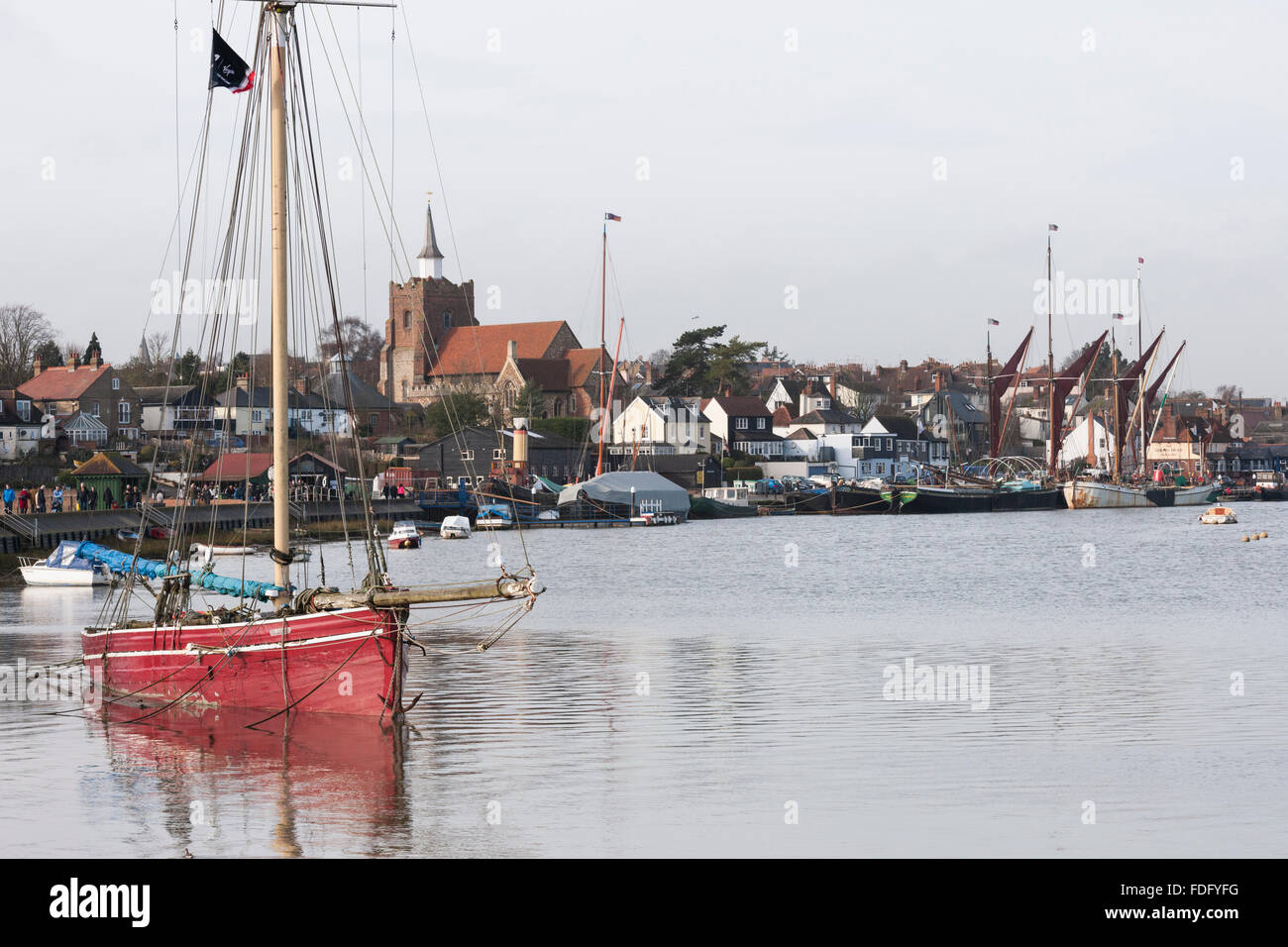 Maldon hythe & church, with red Thames barge Stock Photo - Alamy