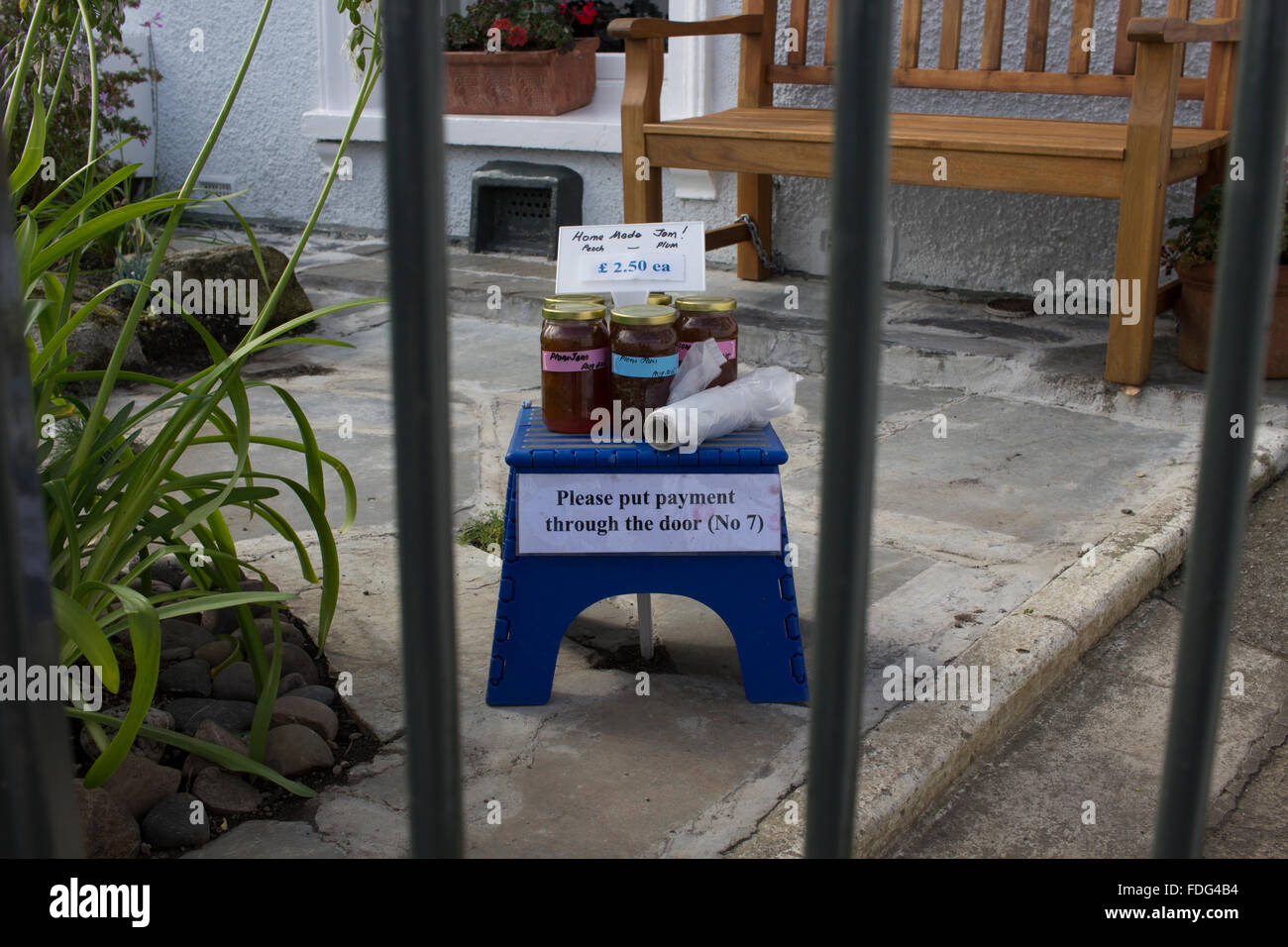 Honesty box hi-res stock photography and images - Alamy