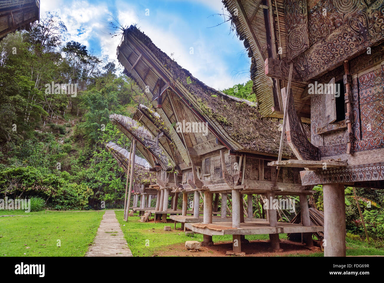 Rice barns hi-res stock photography and images - Alamy