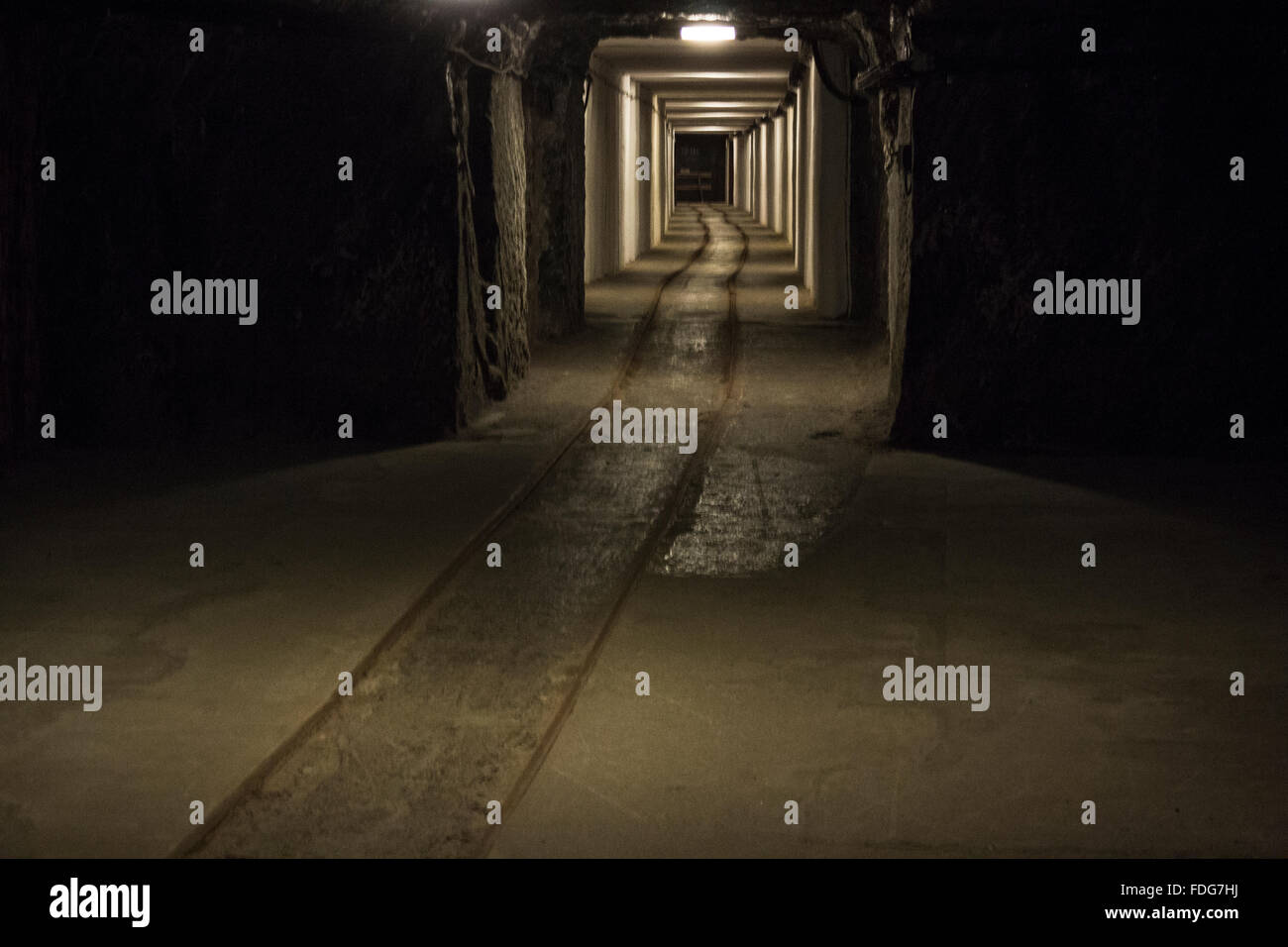 Dark corridor in dungeon hi-res stock photography and images - Alamy