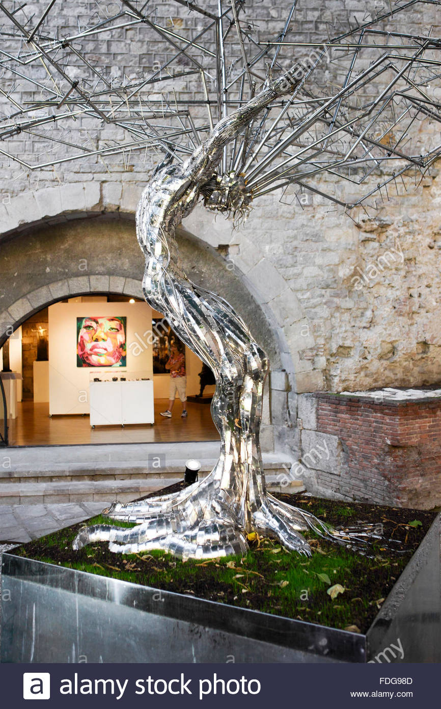 Innovative Sculpture Design High Resolution Stock Photography and ...