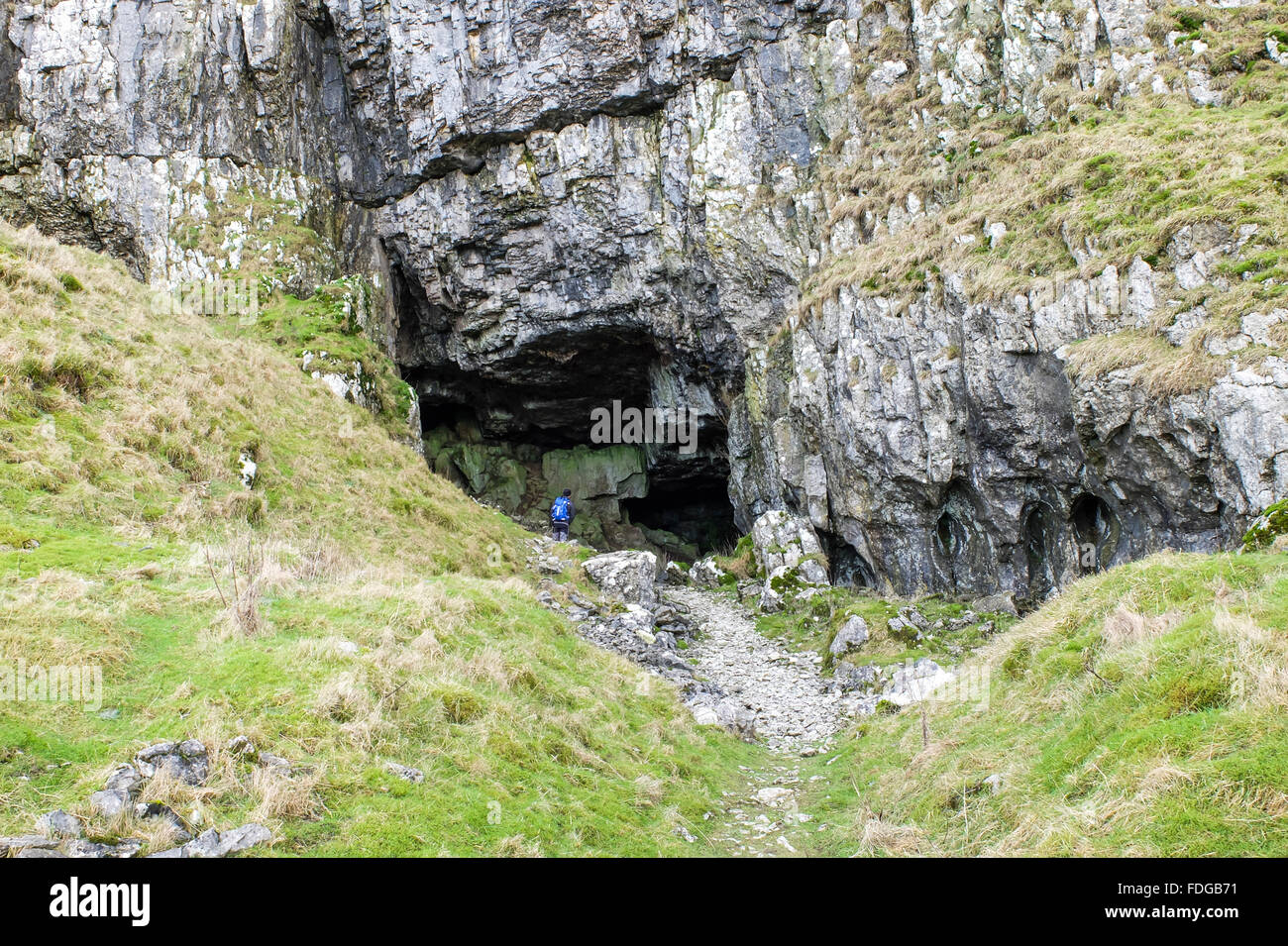 Victoria cave dales hi-res stock photography and images - Alamy