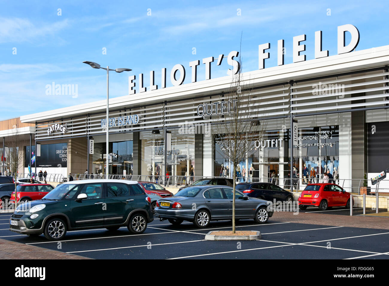 Retail Park shopping centre Elliotts Field with free car parking Stock ...