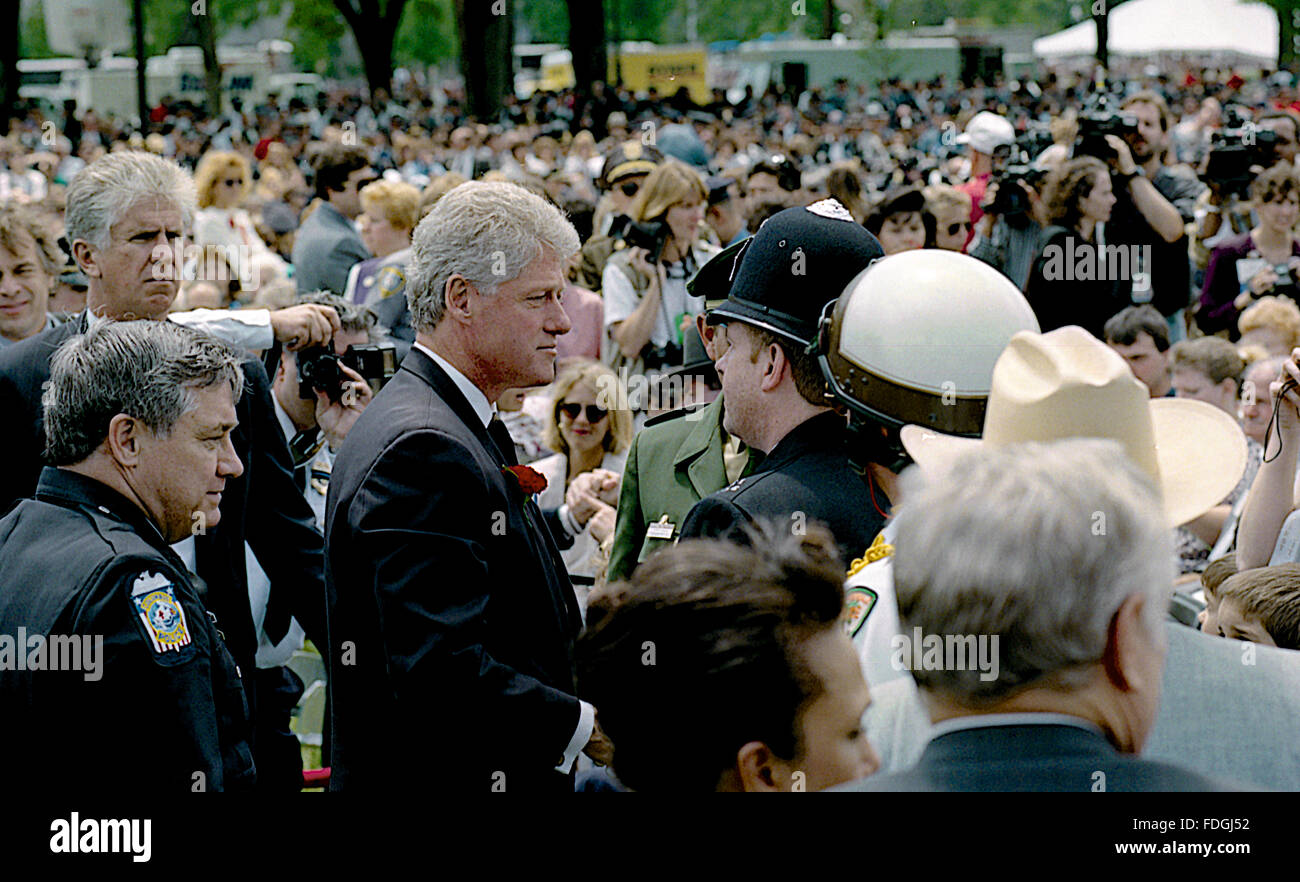 President clinton 1995 hi-res stock photography and images - Alamy