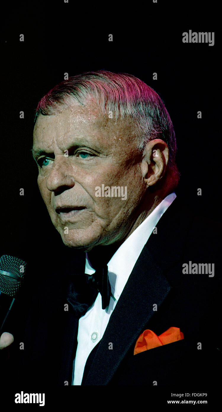 Frank Sinatra Sings High Resolution Stock Photography and Images - Alamy