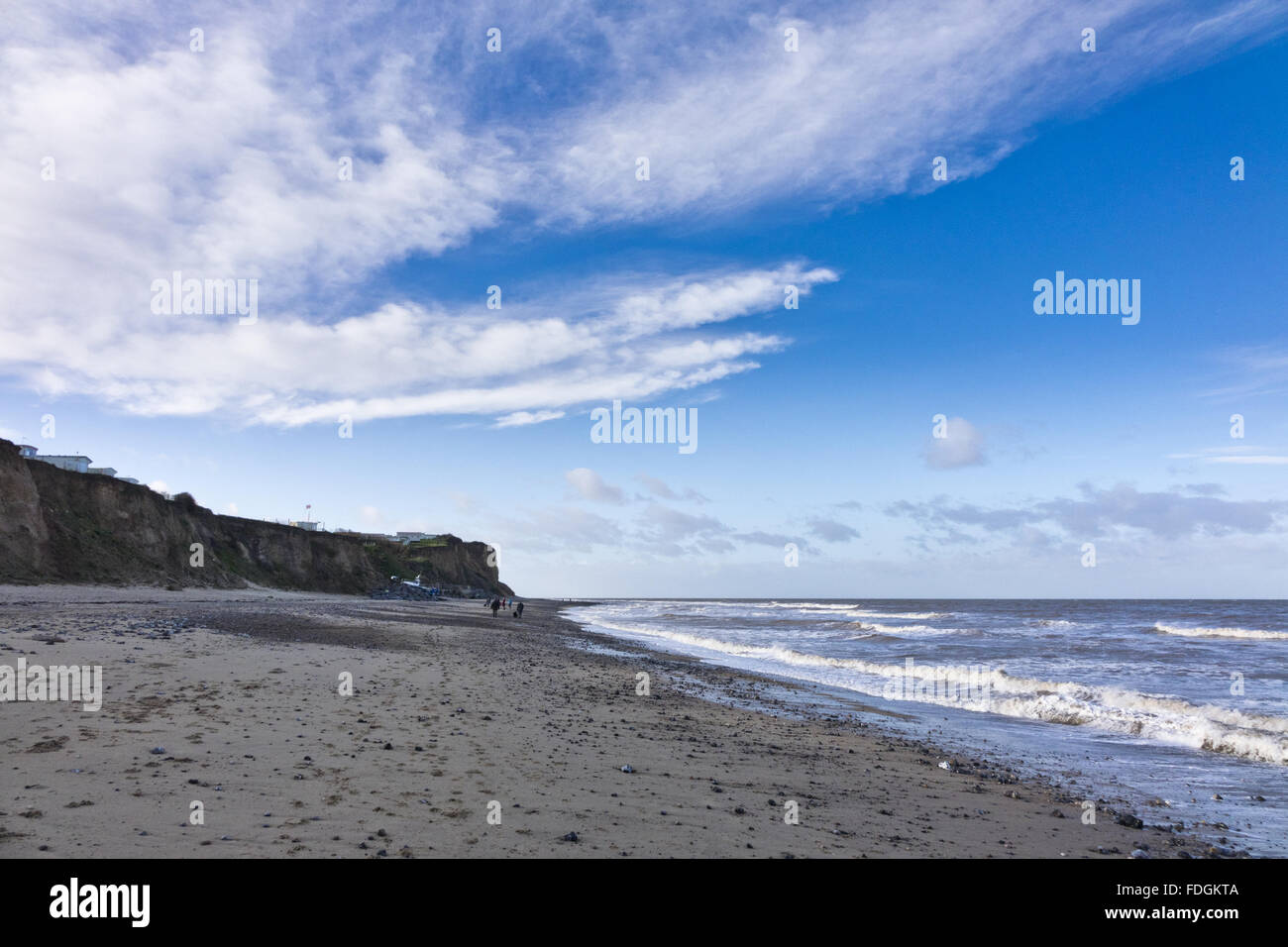 East Runton Beach and cliffs Stock Photo - Alamy