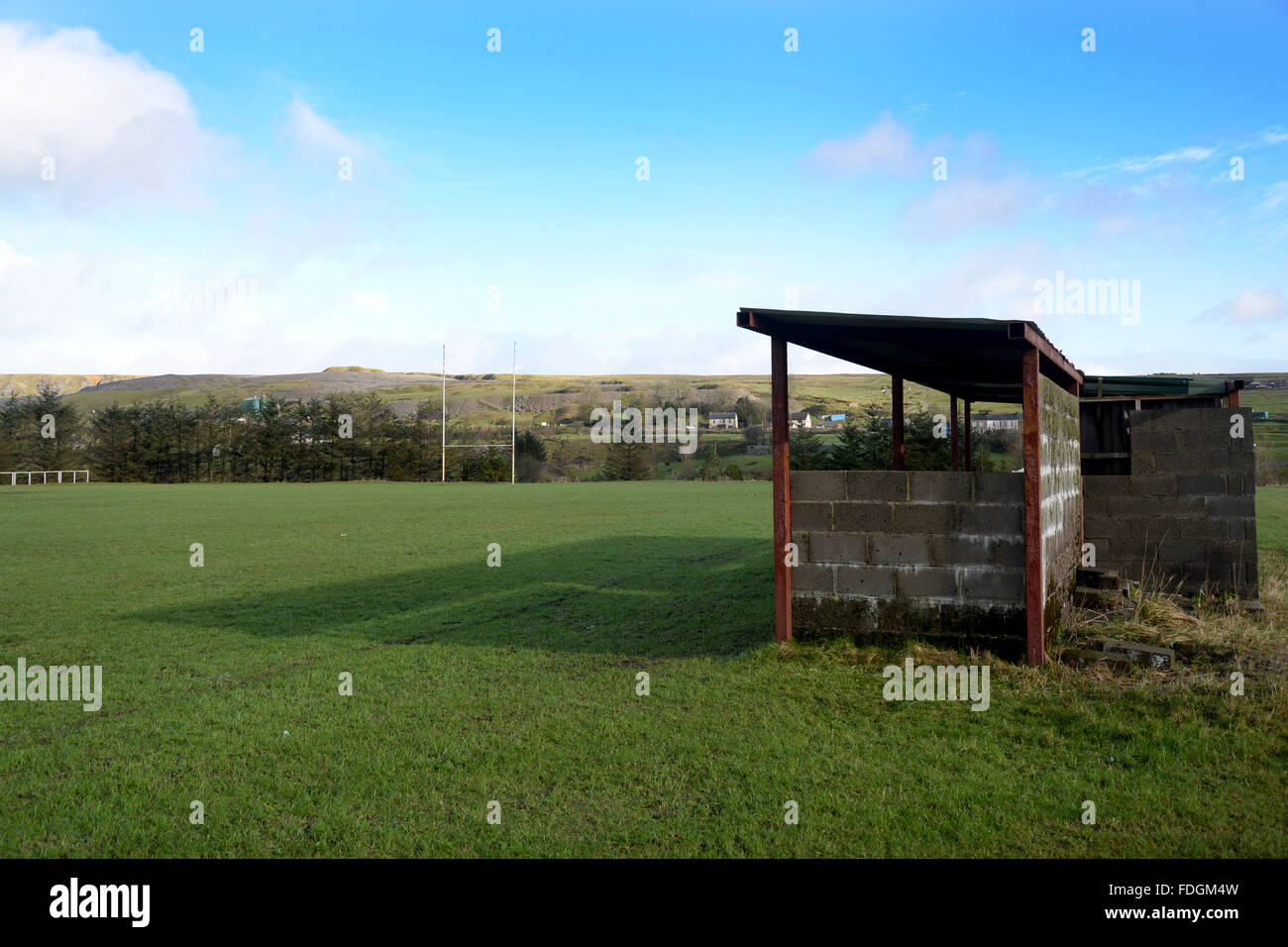 Rugby pitch ground hi-res stock photography and images - Alamy