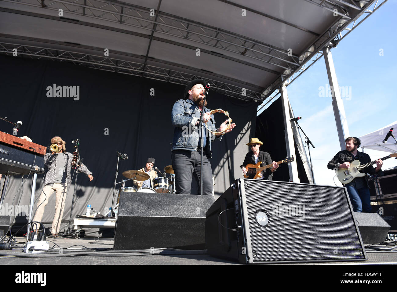 Mark joseph singer hi-res stock photography and images - Alamy