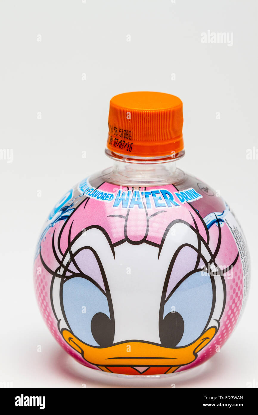 Children water drink hi-res stock photography and images - Alamy