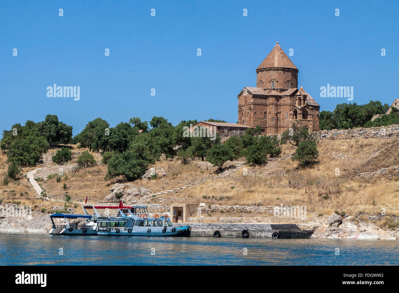 Akhtamar monastery in Van lake, Turkey Stock Photo - Alamy