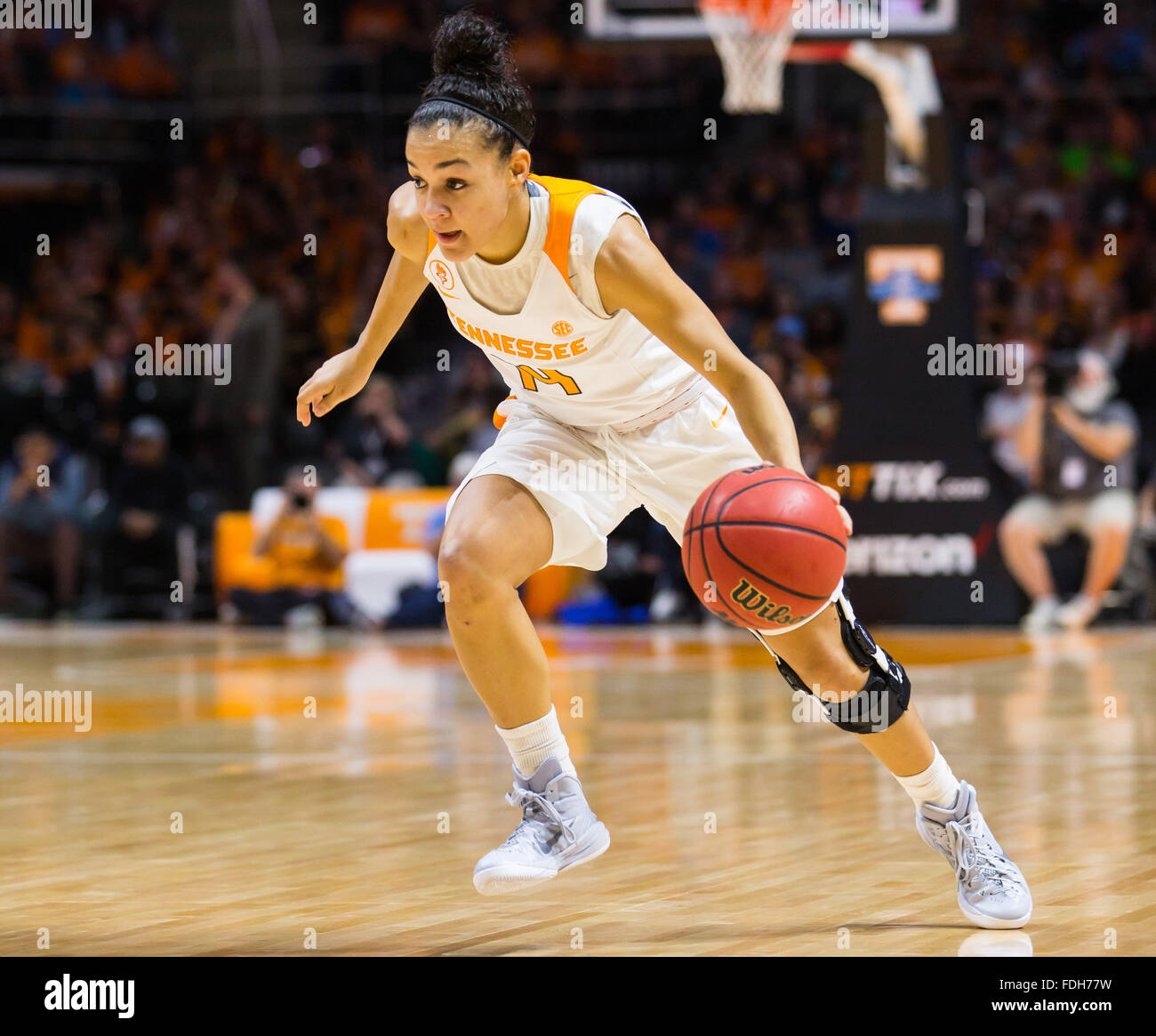 January 31, 2016: Andraya Carter #14 of the Tennessee Lady Volunteers ...