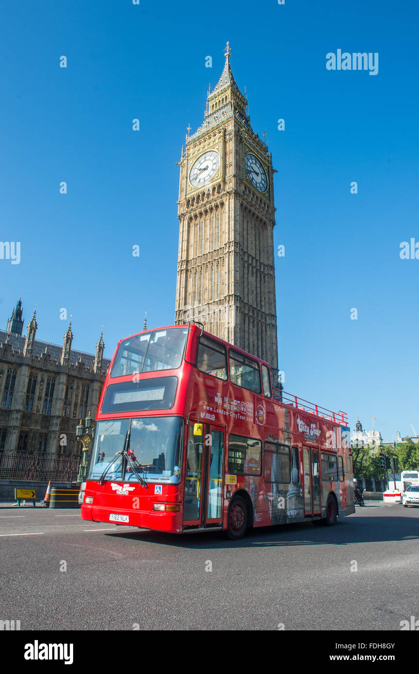 Big ben and double decker bus hi-res stock photography and images - Alamy