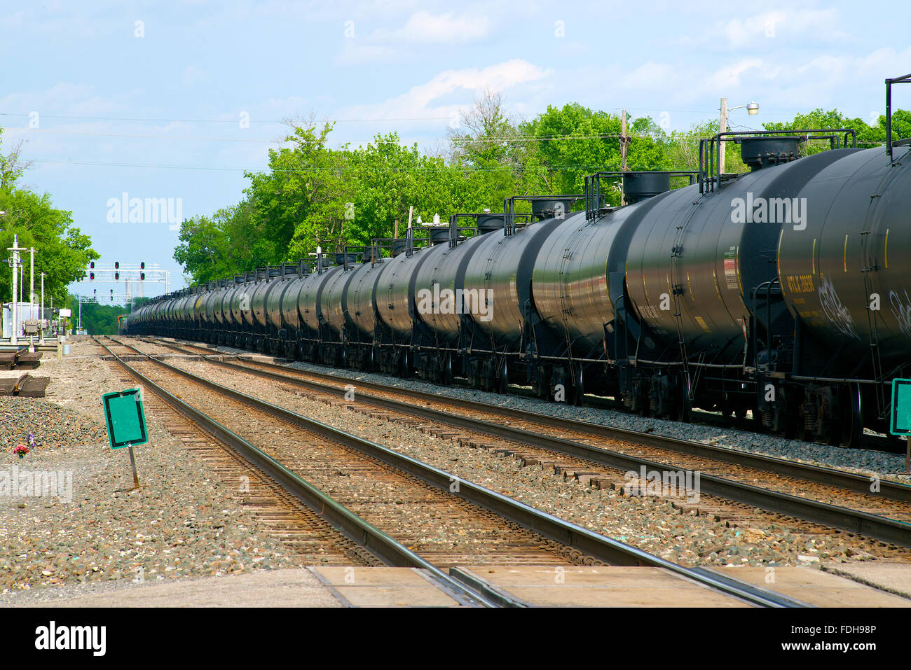 Oil train 2014 hi-res stock photography and images - Alamy