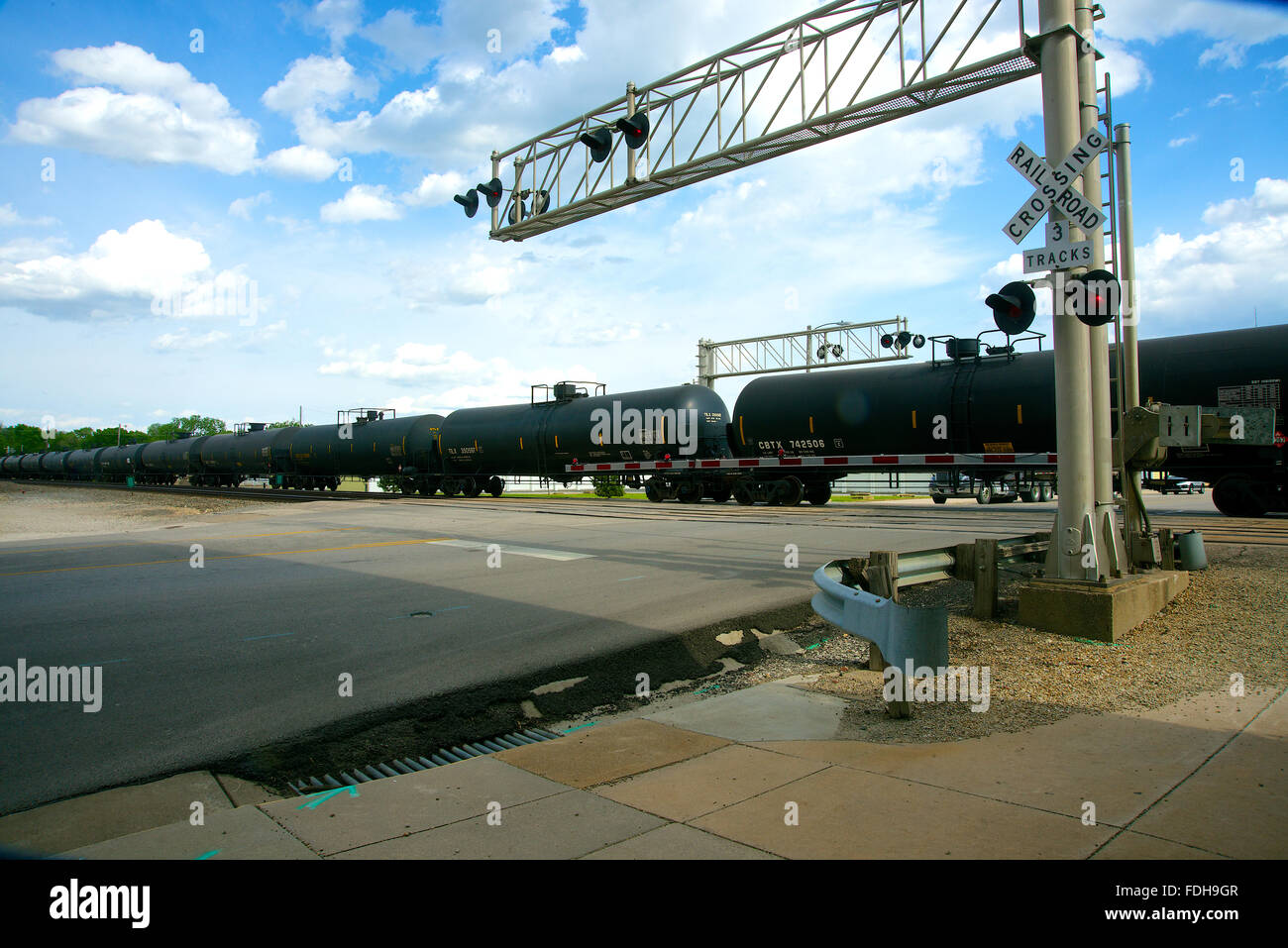 Emporia, Kansas, USA, 14th May 2014 BNSF oil tank train heading west to ...