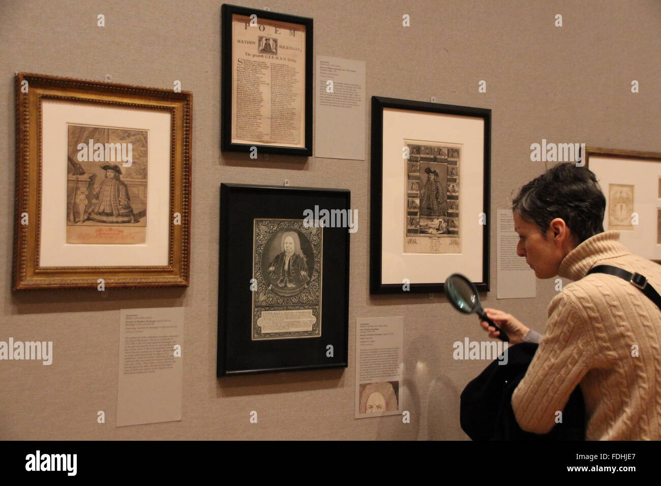 A woman is looking with a magnifying glass at in the Buchinger ...